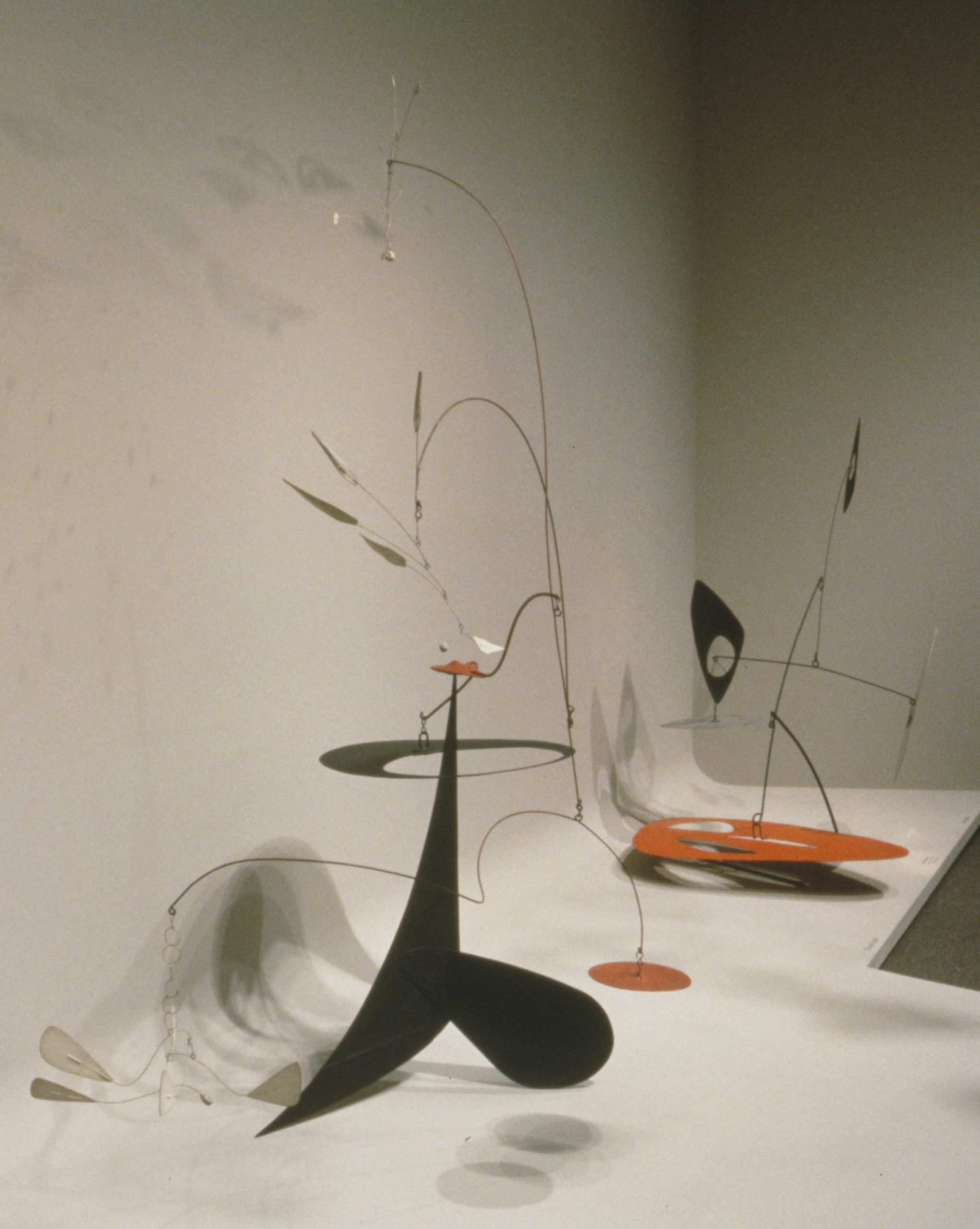 Alexander Calder: 1898–1976 at National Gallery of Art (1998) | Calder ...
