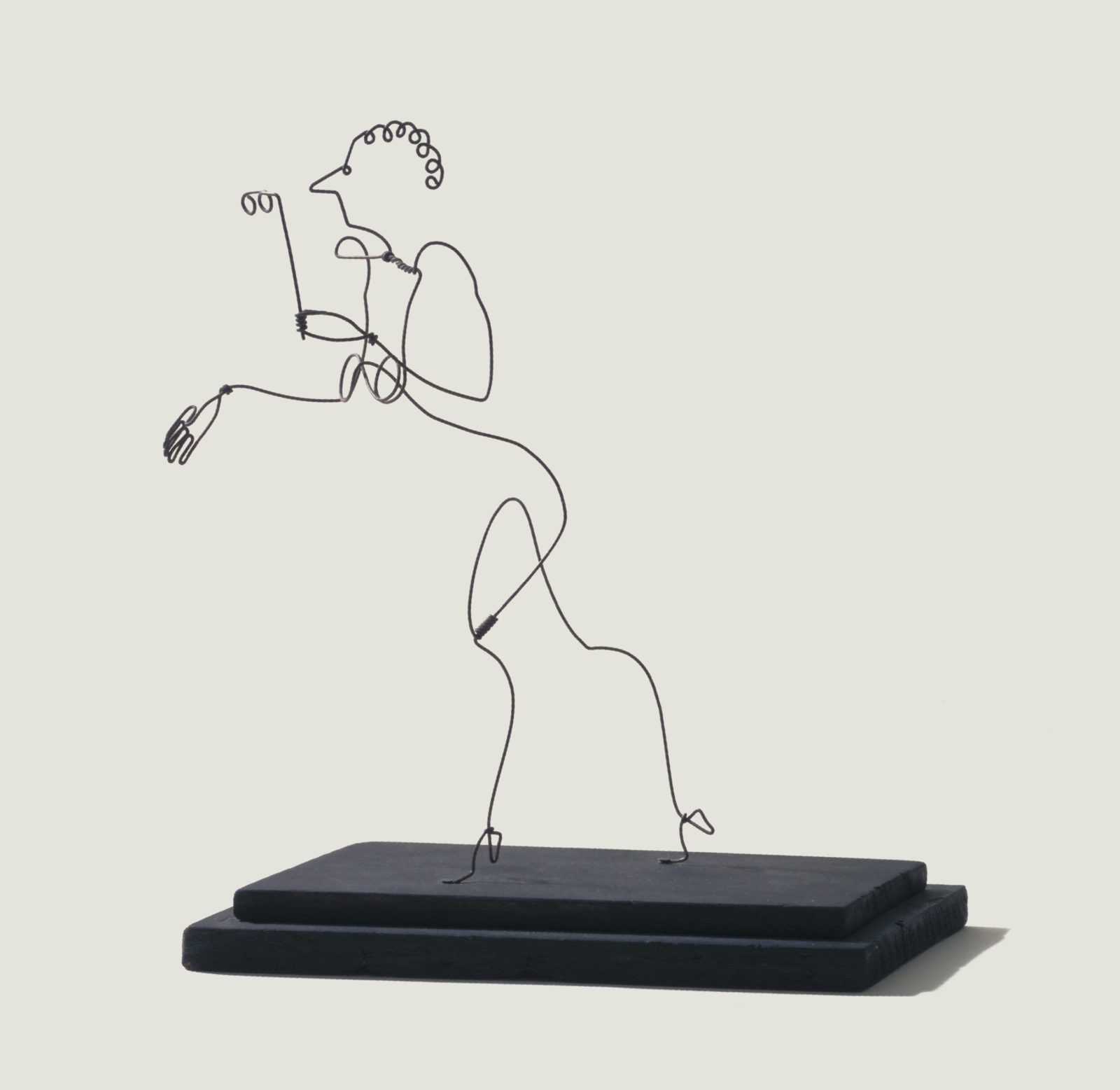 Wire Sculpture by Calder (1928) | Calder Foundation
