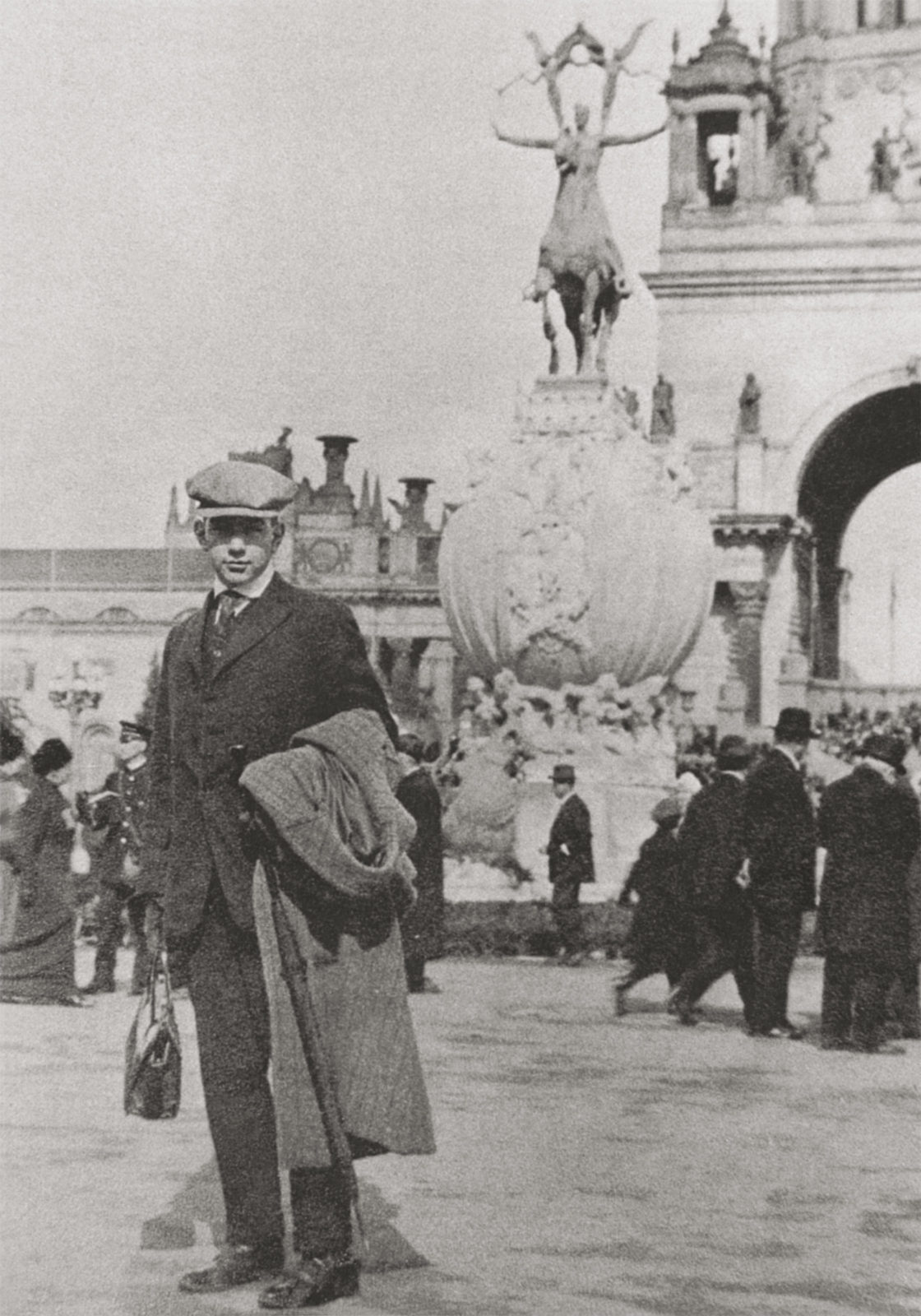 Calder in front of Alexander Stirling Calder’s Fountain of Energy (1915 ...