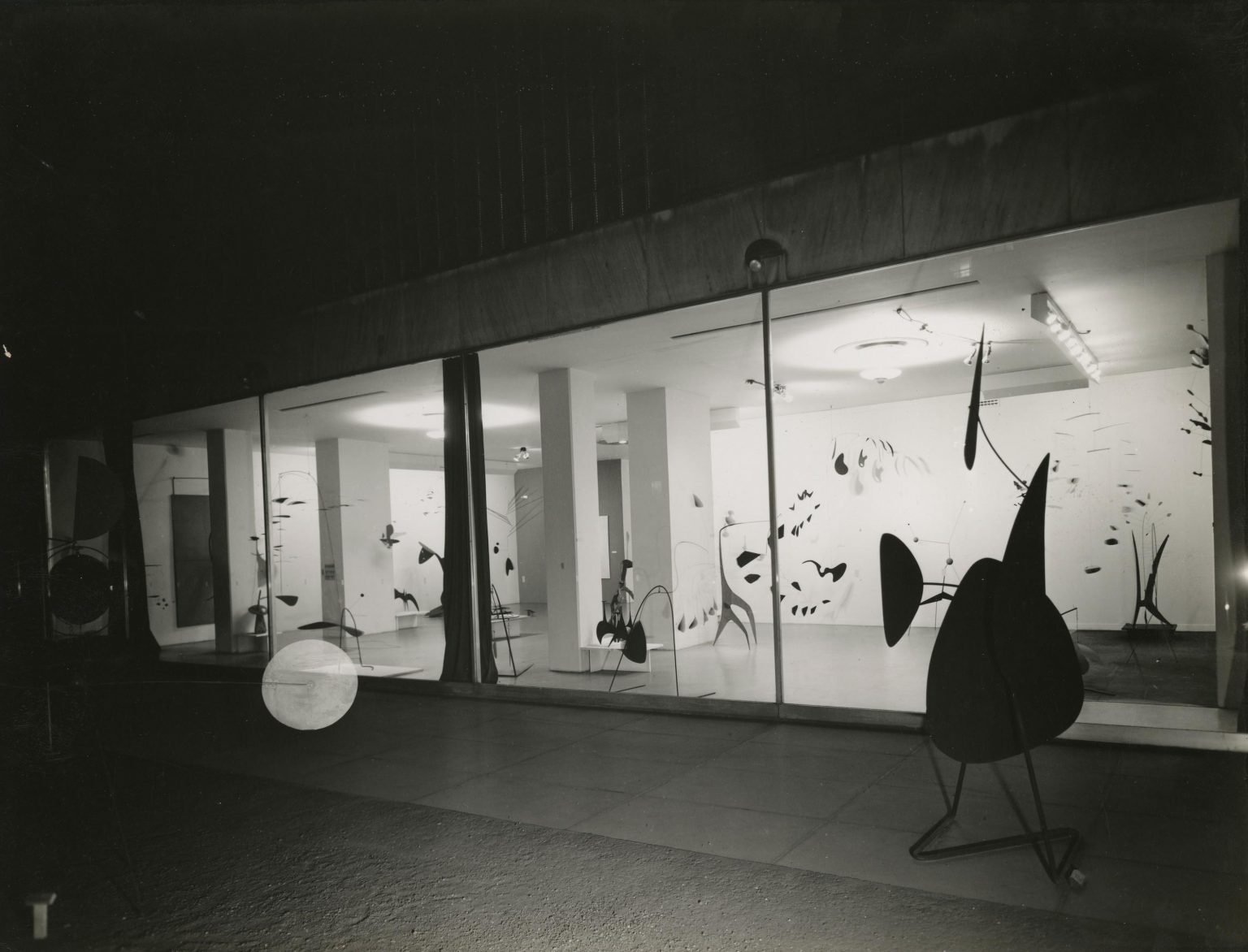 Apple Monster (1938) | Calder Foundation