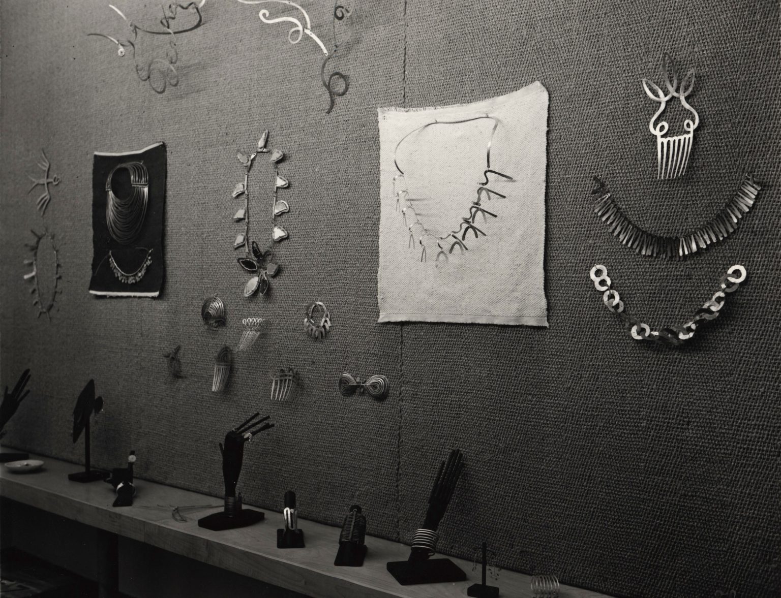 Willard Gallery, New York (1940) | Calder Foundation