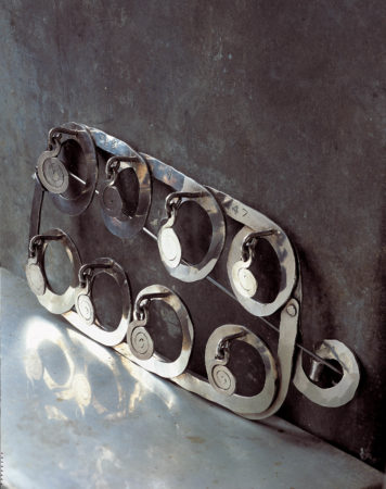 Bird ornament (c. 1945) | Calder Foundation