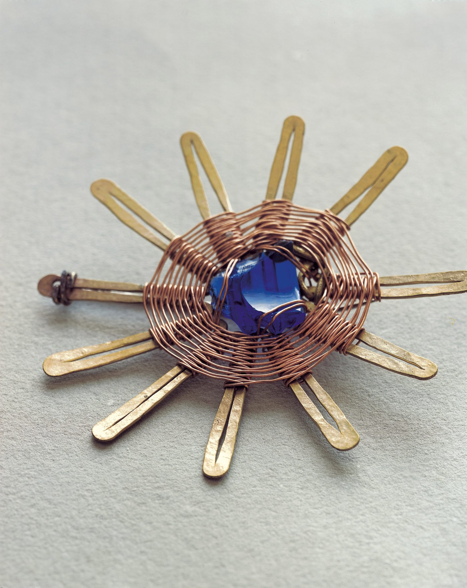 Brooch (c. 1932) | Calder Foundation