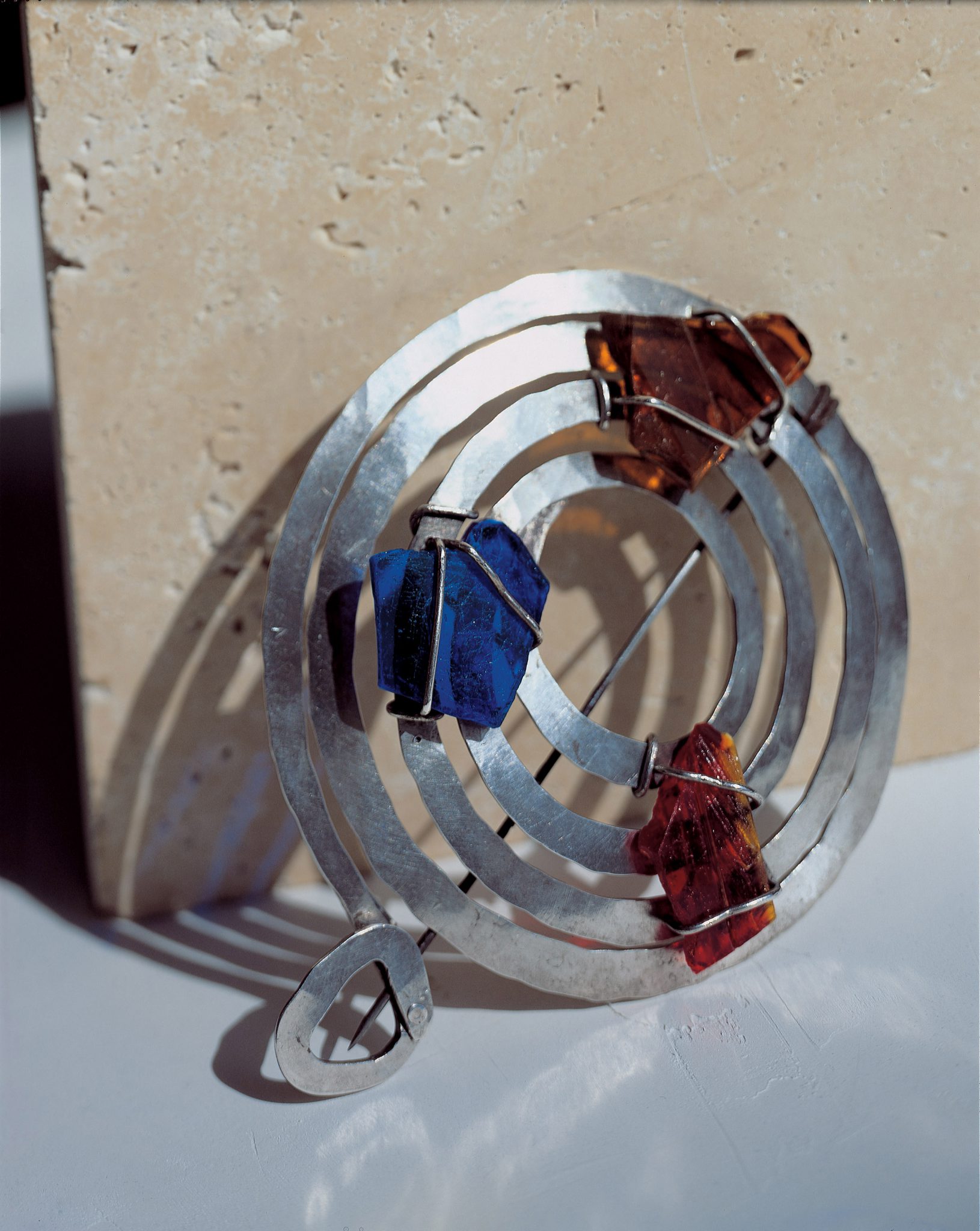 Brooch (c. 1941) | Calder Foundation