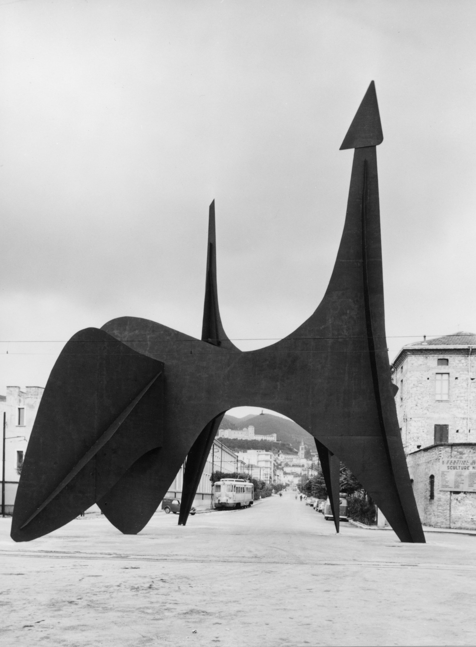 Calder Around the World | Calder Foundation