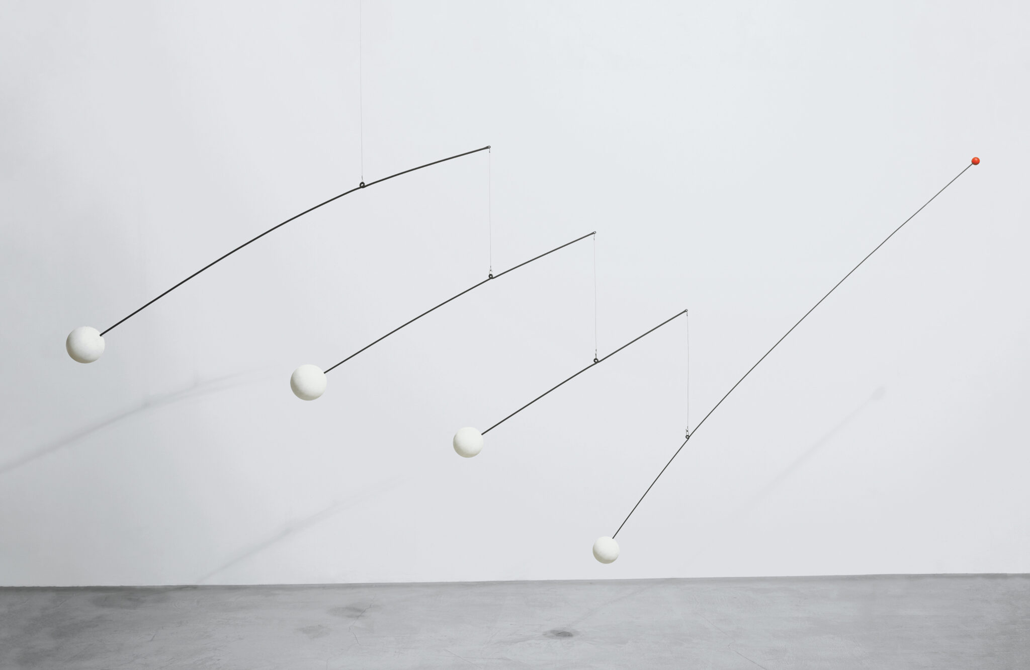 Small Sphere and Heavy Sphere (1932 / 1933) | Calder Foundation